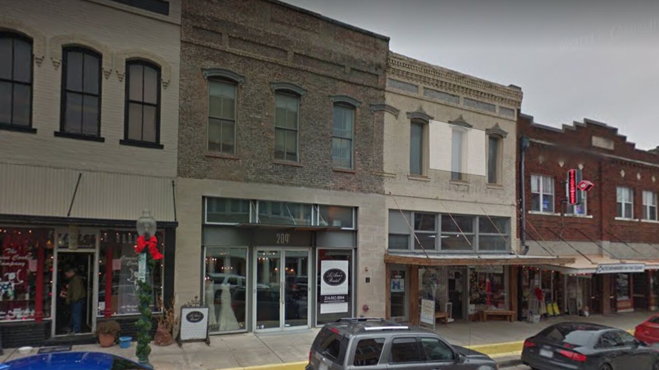 209 E Louisiana St., McKinney, TX 75069 | Crexi.com