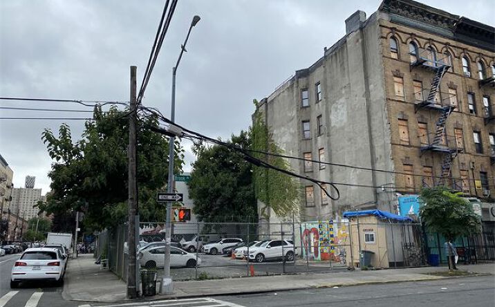 Jonathan Squires - Cushman & Wakefield New York | Crexi