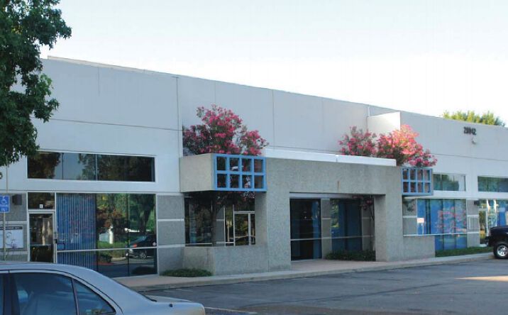 28042 Ave Stanford, Santa Clarita, CA 91355 | Crexi.com