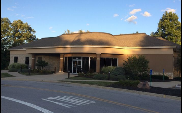 8008 N High St, Columbus, OH 43235 | Crexi.com