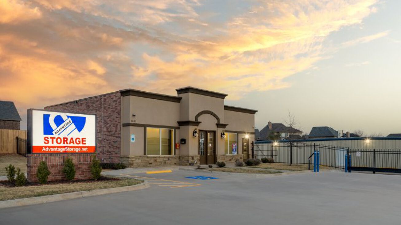 5802 NW 164th St, Edmond, OK 73012 - Self Storage Property for Sale ...