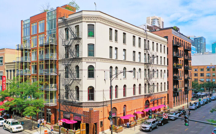 162 W HUBBARD ST Chicago IL 60654 | Crexi.com