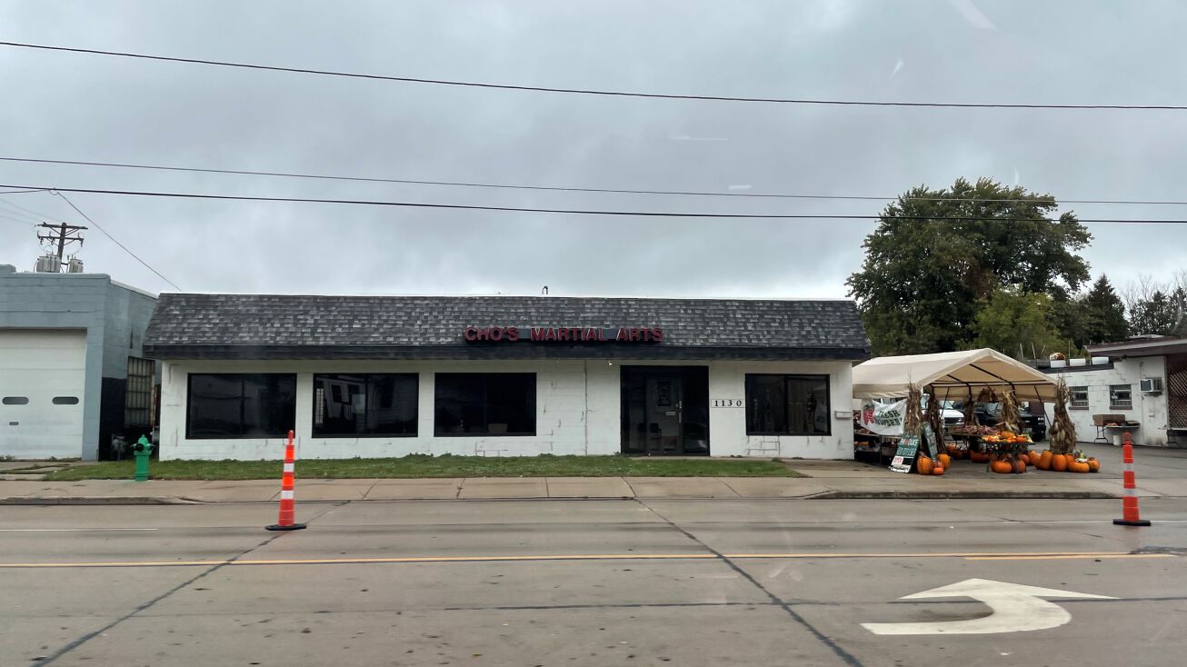 1130 W Wisconsin Ave, Appleton, WI 54914 | Crexi.com