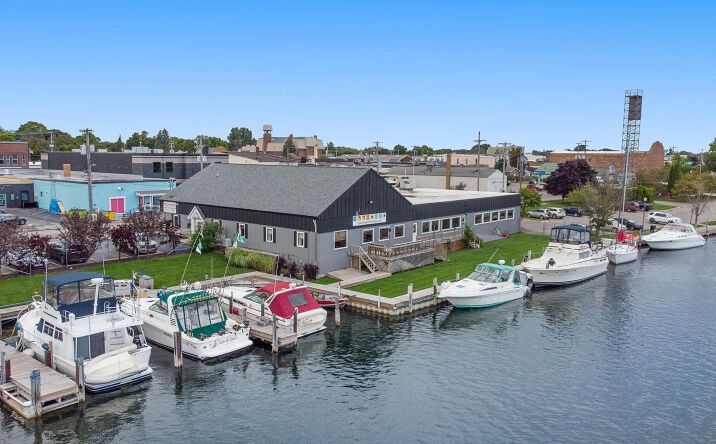 220 WATER ST Cheboygan MI 49721-1606 APN: 054-H20-000-012-00 | Crexi.com