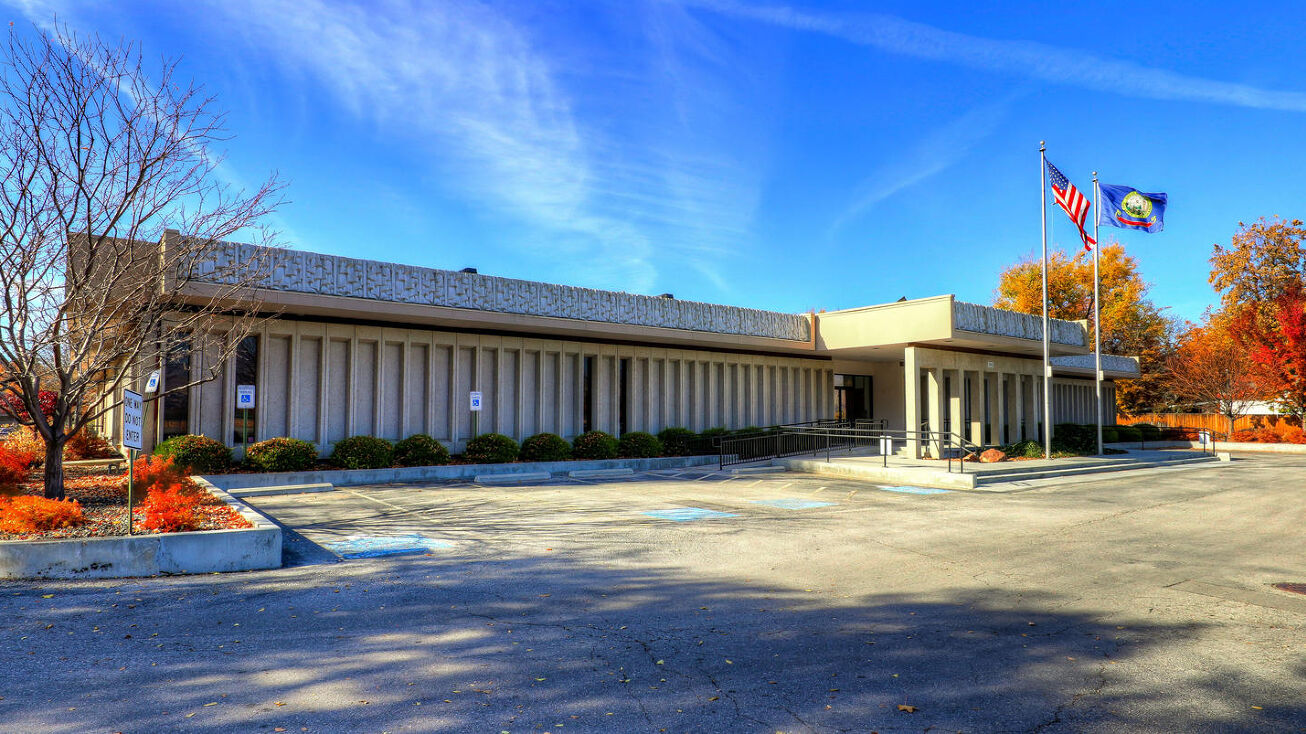 1845 S. Federal Way, Boise, ID 83705 | Crexi.com