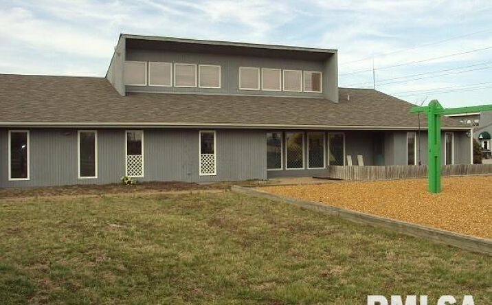 206 Rushing Drive, Herrin, IL 62948 | Crexi.com