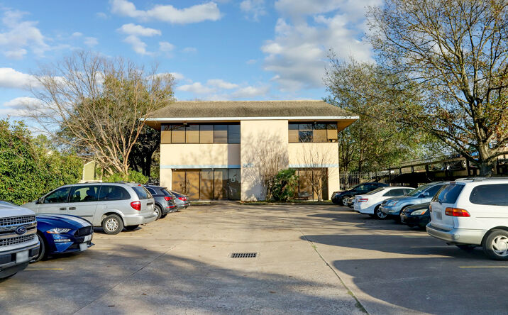 800 TULLY RD Houston TX 77079-5435 APN: 1042990000002 | Crexi.com