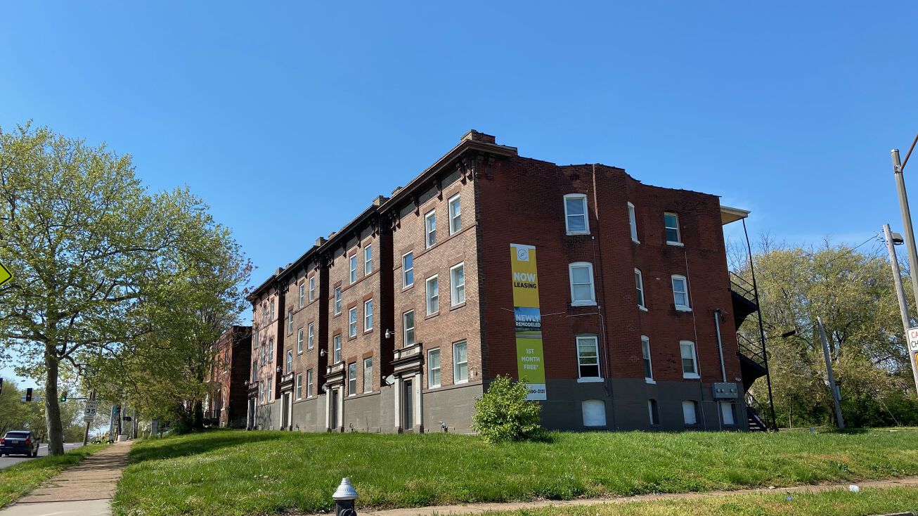 5437 Page Blvd, St. Louis, MO 63112 | Crexi.com