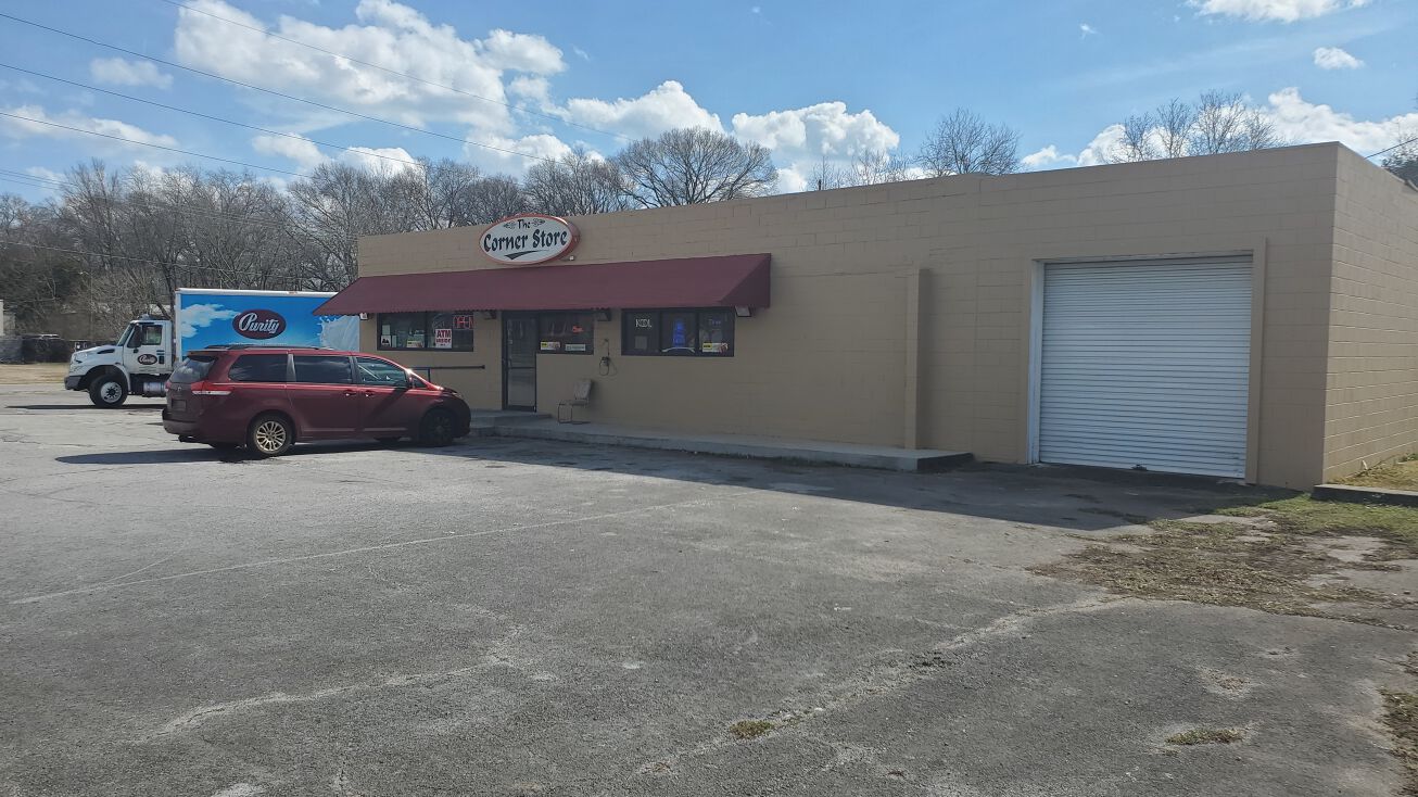 1101 Moulton St W, Decatur, AL 35601 | Crexi.com