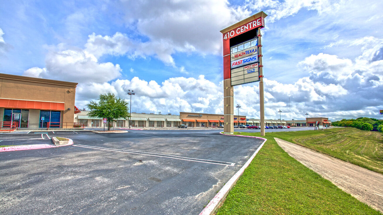 2803 NE Loop 410, San Antonio, TX 78218 | Crexi.com