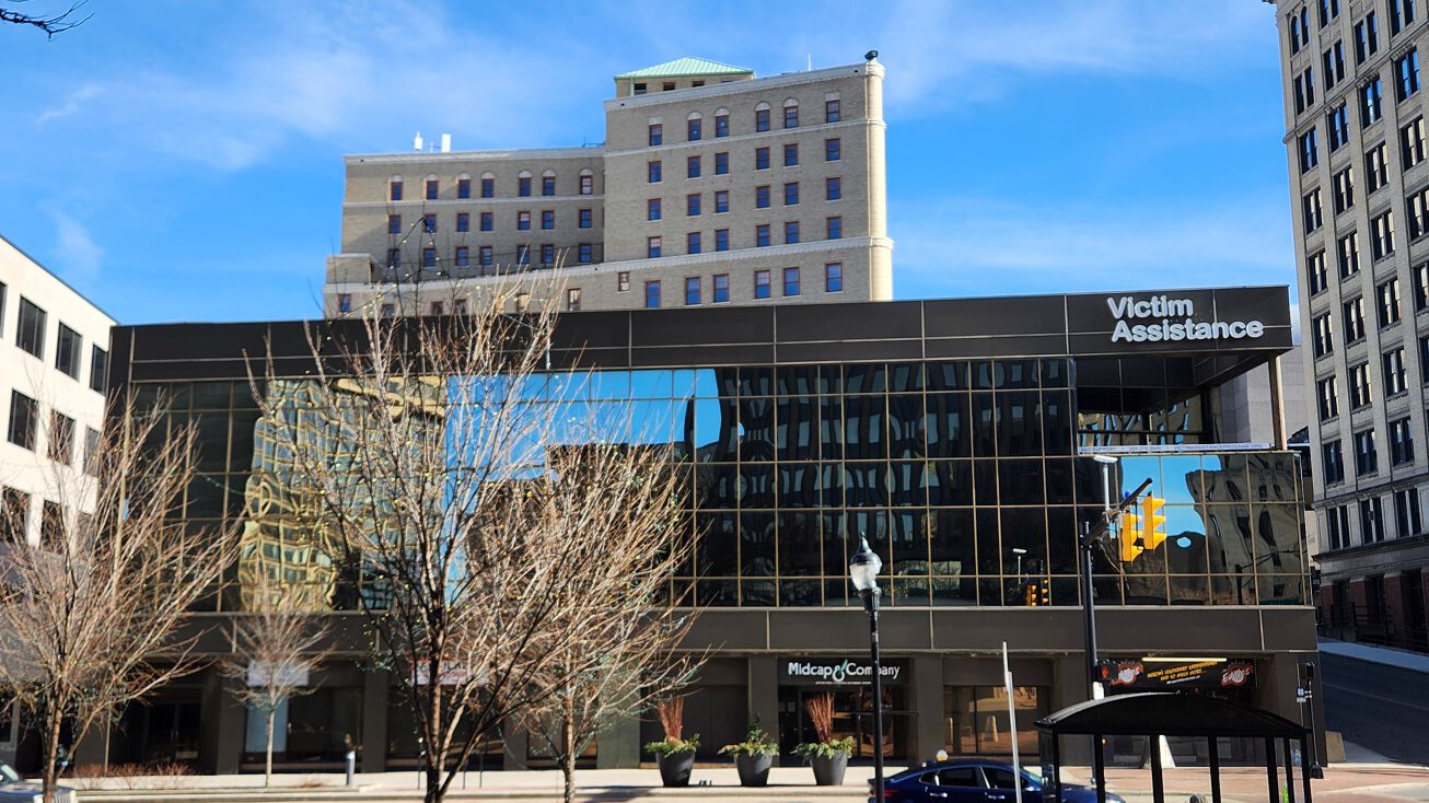 137-147 S Main St, Akron, OH 44308 | Crexi.com