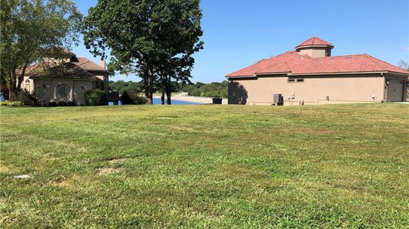 4620 NE Dick Howser Place, Lee's Summit, MO 64064 | Crexi.com