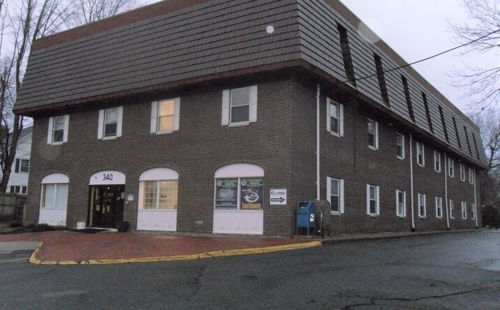 Alton Moss - Berkshire Hathaway HomeServices New England Properties | Crexi