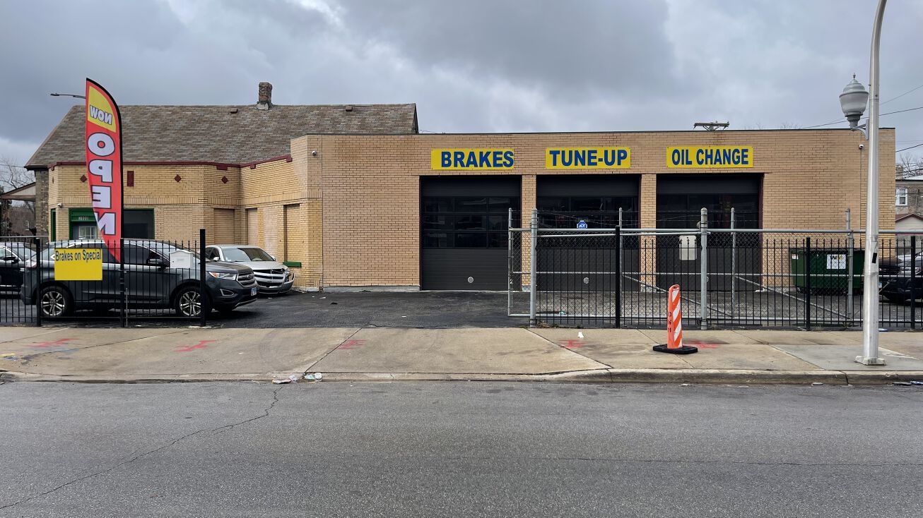 3800 W Division St, Chicago, IL 60651 | Crexi.com