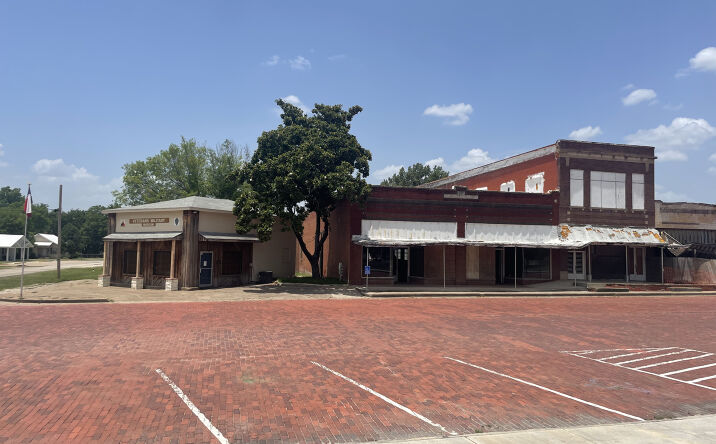 216 S Colket St, Kerens, TX 75144 | Crexi.com