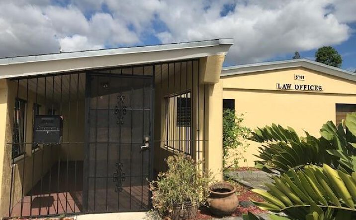 Gloria Donnelli - Miramar Palm Realty Inc | Crexi