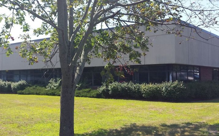 16 UPTON DRIVE, UNIT Wilmington MA 01887 APN: R1618F | Crexi.com