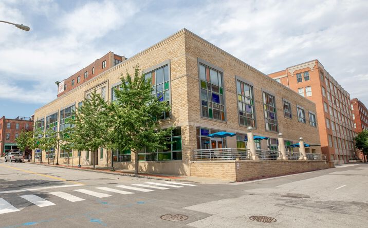 710 CENTRAL ST Kansas City MO 64105-1682 APN: 29220110801000000 | Crexi.com