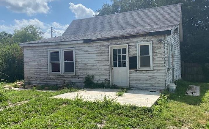 Adrienne Bowyer - ReeceNichols - Parkville | Crexi