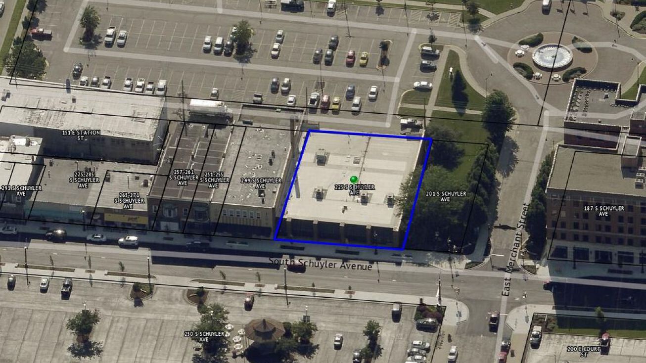 2155-239 S Schuyler Ave, Kankakee, IL 60901 | Crexi.com