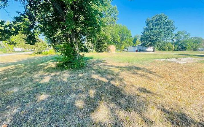 601 W Pine Street, Weir, KS 66781 | Crexi.com