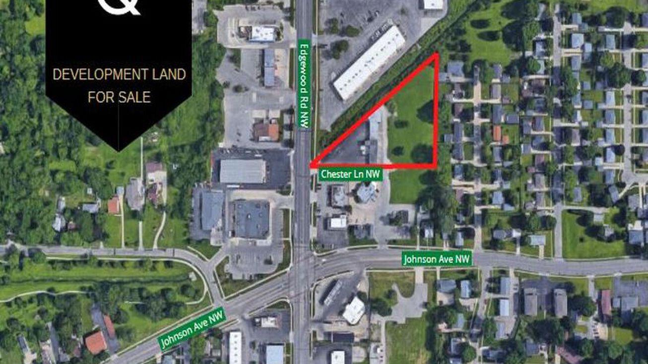 327 Edgewood Rd NW, Cedar Rapids, IA 52405 | Crexi.com