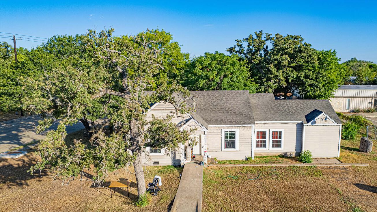 400 Oak St, Bryan, TX 77801 | Crexi.com