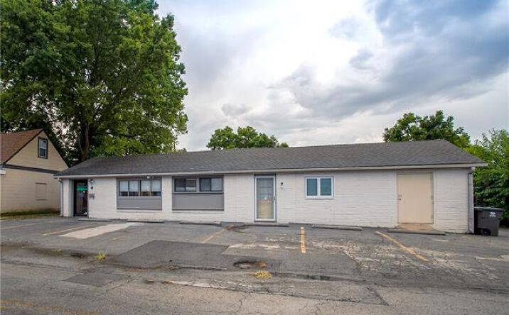 215 S LYNN ST Independence MO 64050-3923 APN: 26230261100000000 | Crexi.com