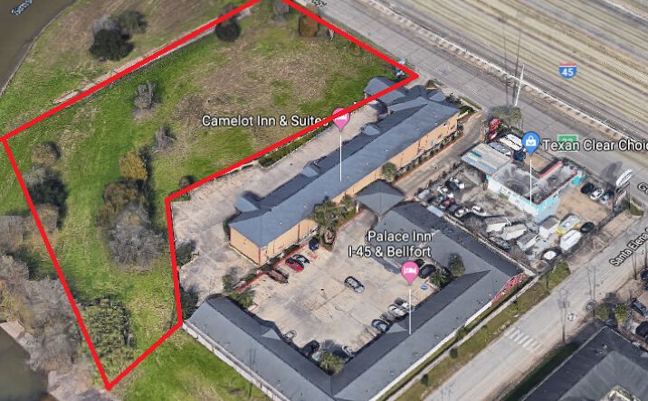 8140 GULF FWY Houston TX 77017 | Crexi.com