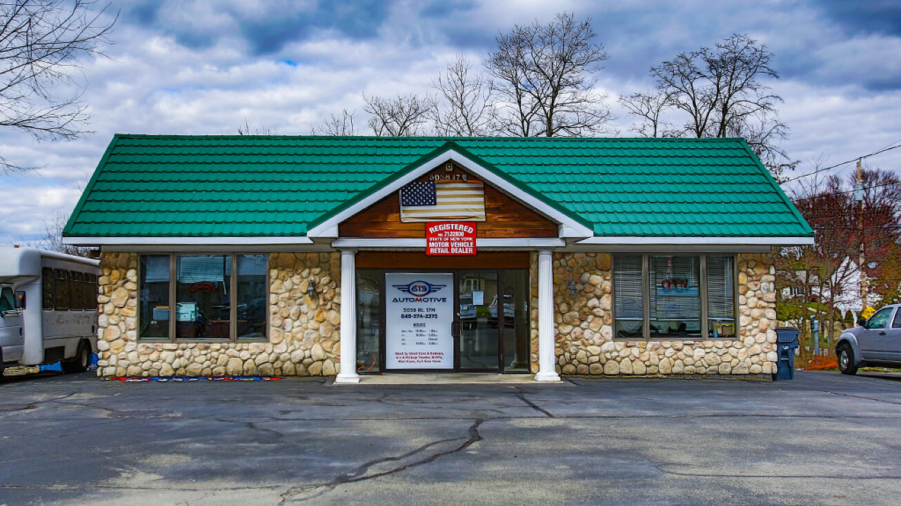 5058 NY-17M, New Hampton, NY 10958 | Crexi.com