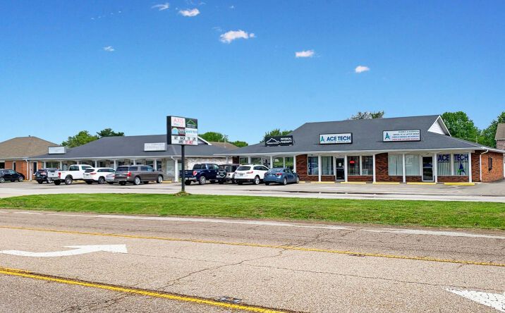 418 W Bethalto Dr, Bethalto, IL 62010 | Crexi.com