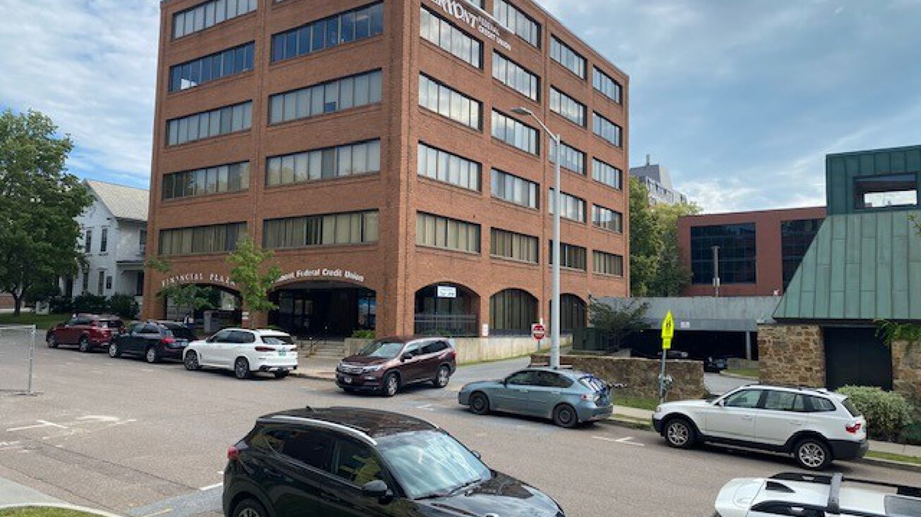 84 Pine Street, Burlington, Vermont, Burlington, VT 05401 | Crexi.com