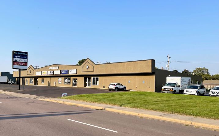 1401 N Main St, Mitchell, SD 57301 | Crexi.com