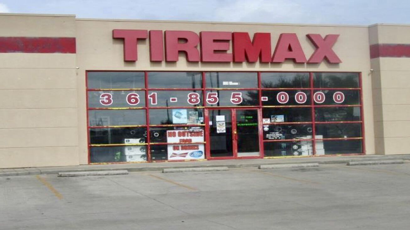 1660 S. Padre Island Drive, Corpus Christi, TX 78416 - Retail Property ...