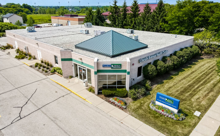 11211 W LINCOLN AVE West Allis WI 53227-1035 APN: 4849998004 | Crexi.com