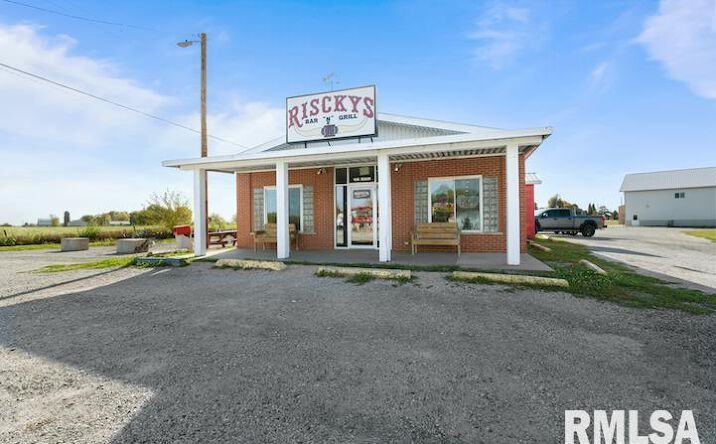 108 E MAIN Street, Reynolds, IL 61279 | Crexi.com