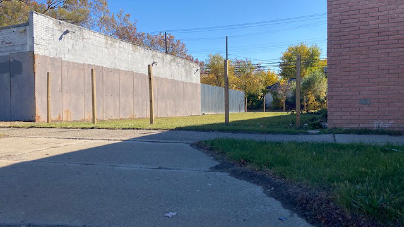 14429 Eight Mile Rd, Detroit, MI 48235 | Crexi.com