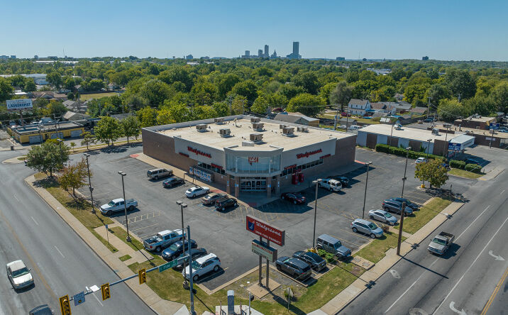 1438 N Lewis Ave, Tulsa, OK 74110 - Retail Property for Sale ...