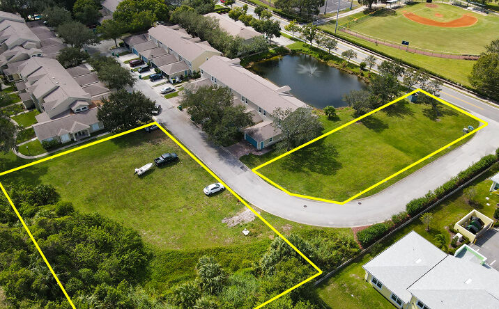 000 Pinewood, Melbourne, FL 32935 | Crexi.com