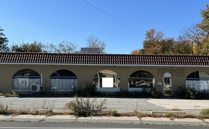 467 OCEAN AVE New London CT 06320-4502 APN: NLON M:E20 B:0054 L:0012 ...