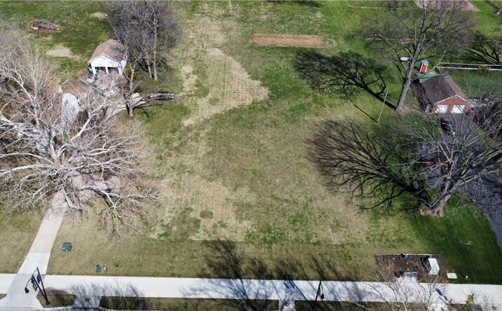 5537 Nieman Road, Shawnee, KS 66203 | Crexi.com