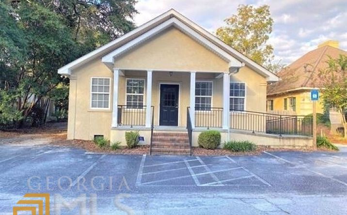 204 S MAIN ST Statesboro GA 30458-0723 APN: S29 000037 000 | Crexi.com