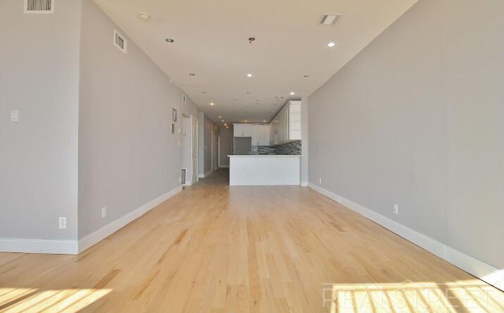 605 E New York Ave, Brooklyn, NY 11203 | Crexi.com