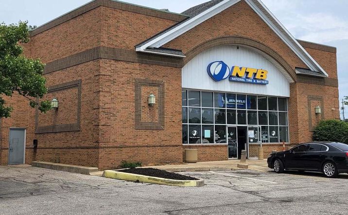 129 Maple St, Chagrin Falls, OH 44022 | Crexi.com