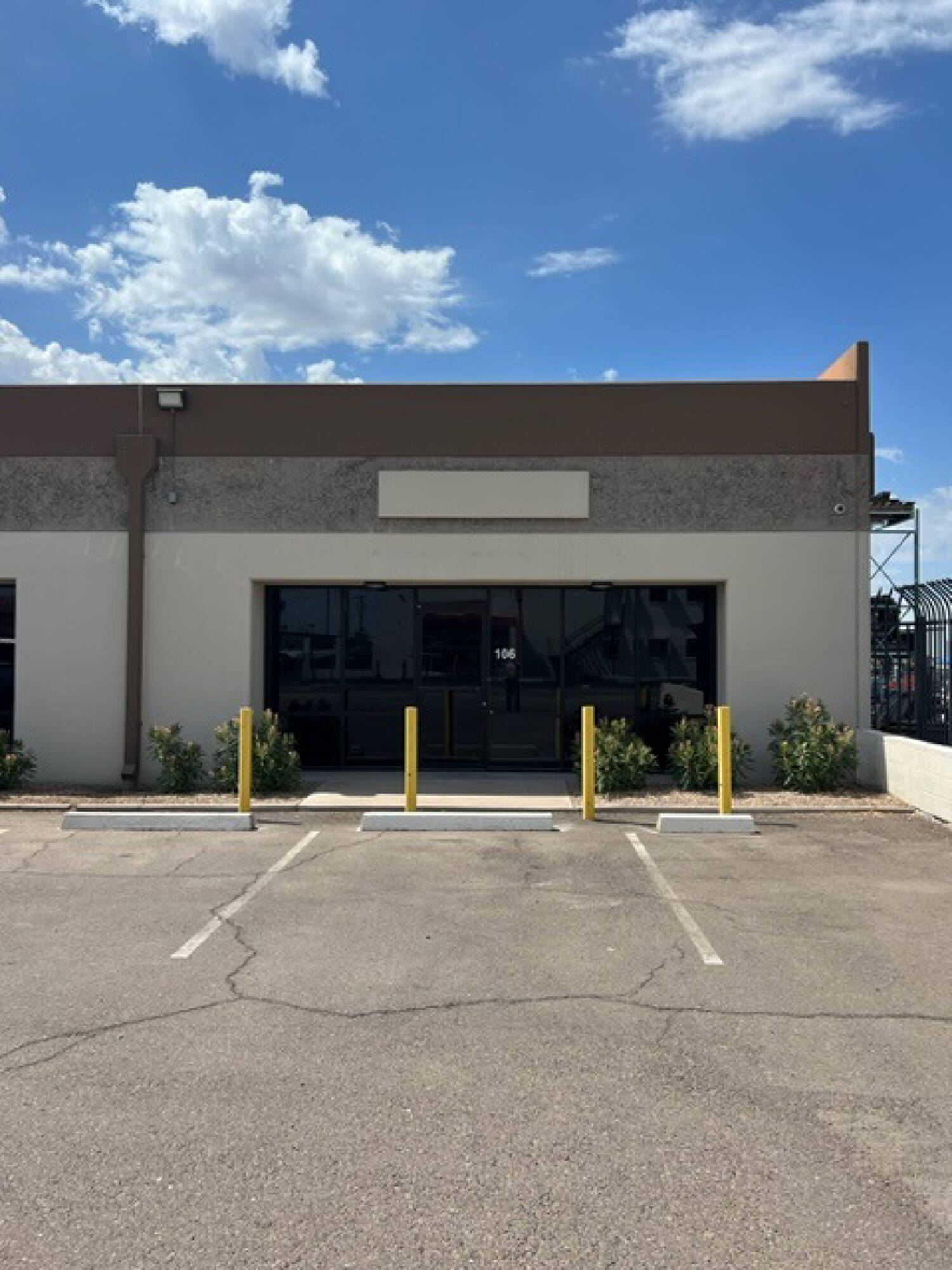 2517 W. McDowell Road, Phoenix, AZ 85009 | Crexi.com