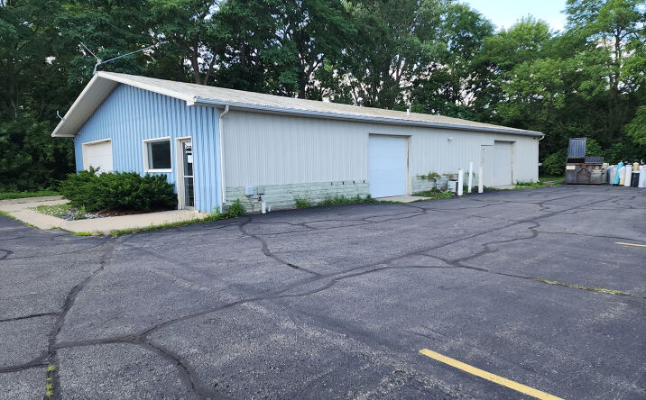 2460 Cedar St, Holt, MI 48842 | Crexi.com