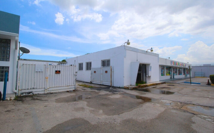 34 E 9th St, Hialeah, FL 33010 | Crexi.com