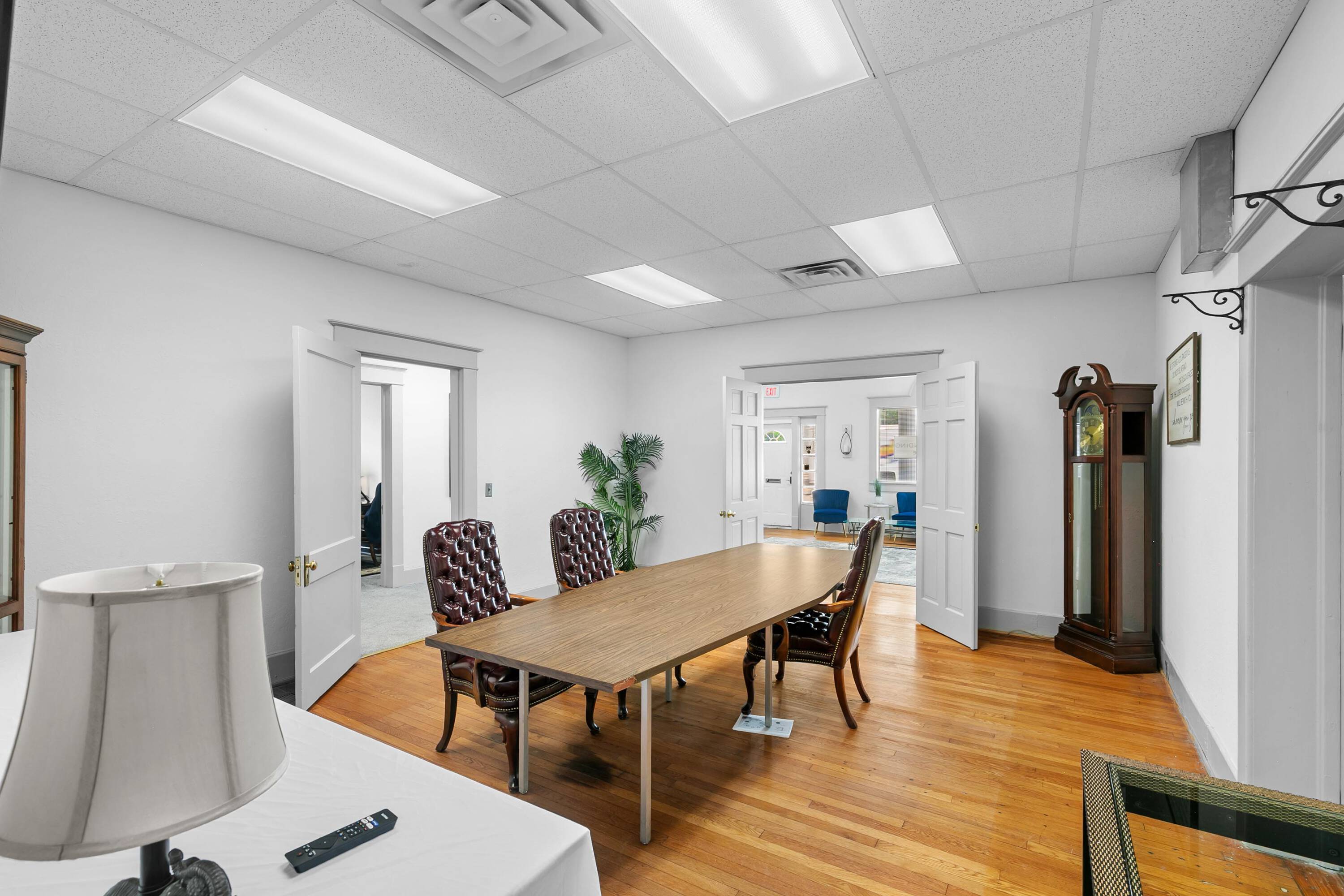 707 W Main St, Dothan, AL 36301 | Crexi.com