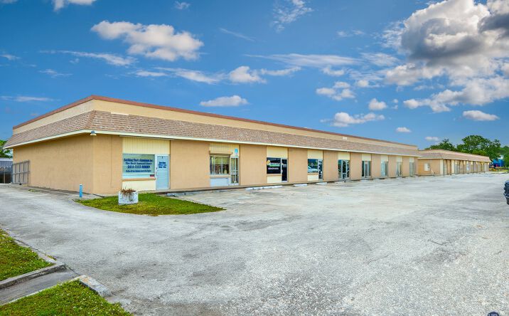 2860 Kirby Cir NE, Palm Bay, FL 32905 | Crexi.com