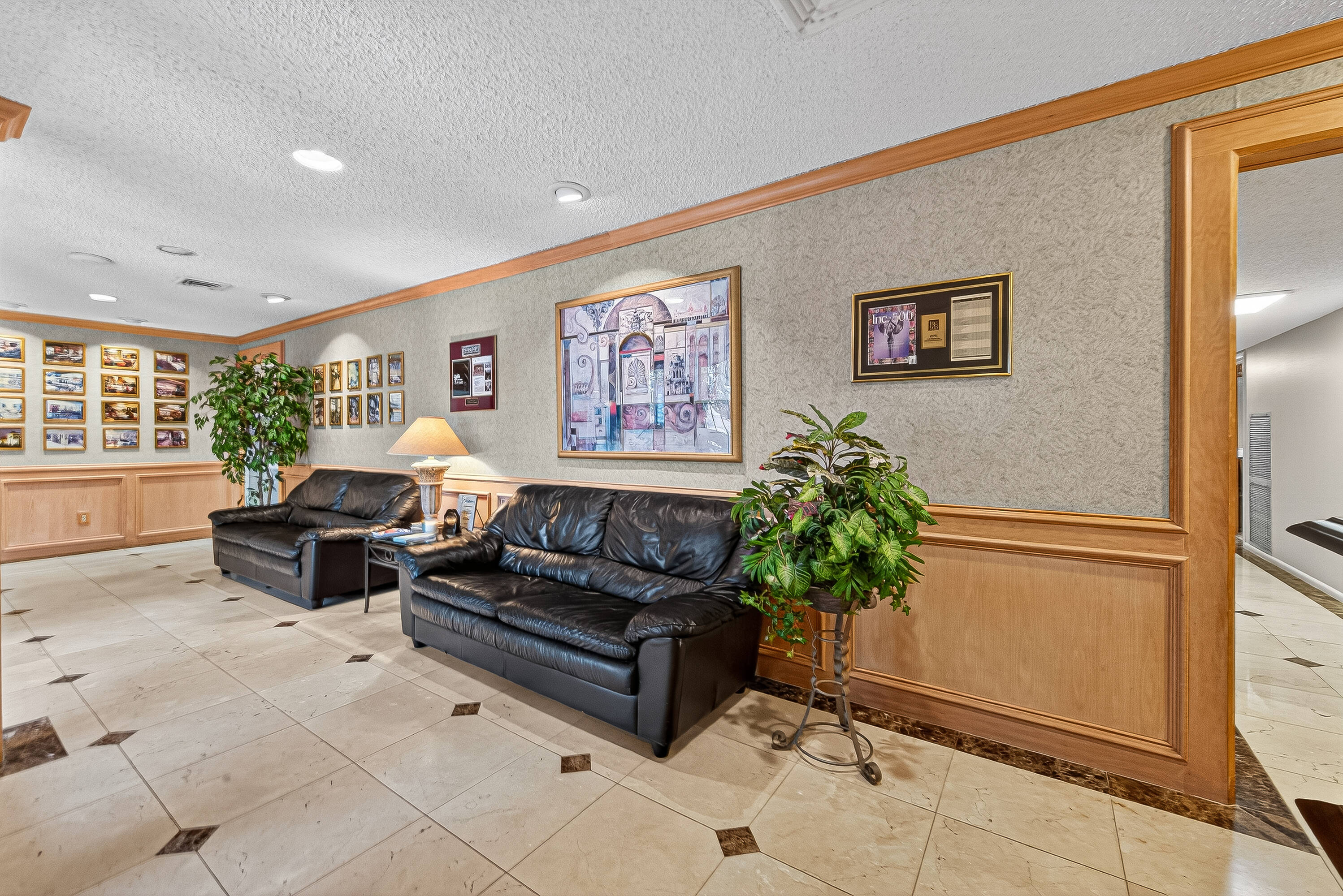 6315 Skyline Dr, Houston, TX 77057 | Crexi.com